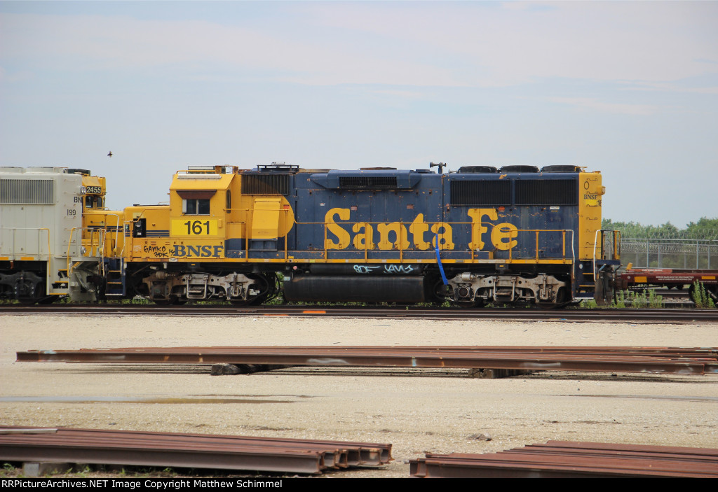 BNSF 161 - Ex-BNSF 8702 Exx-ATSF 4002